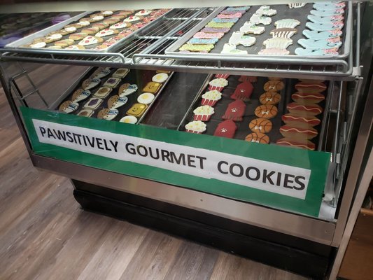 PAT’S PETS - Updated August 2025 - 19 Photos & 16 Reviews - 6501 Grape ...