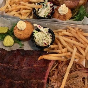 DOUBLE B’S BBQ - 412 Photos & 551 Reviews - 7412 W Greenfield Ave, West ...