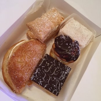 CAFE DE VILI’S - Updated September 2025 - 24 Photos & 15 Reviews - 426 ...