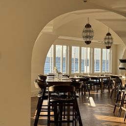 COMO - Updated July 2025 - 818 Photos & 475 Reviews - 1270 Carillon ...