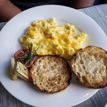 BRISA BISTRO - Updated October 2025 - 39 Photos & 21 Reviews - 1601 ...