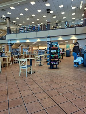 BARNES & NOBLE BOOKSELLERS - Updated November 2025 - 176 Photos & 142 ...