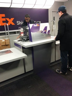 FEDEX SHIP CENTER - Updated December 2025 - 22 Photos & 81 Reviews - 51 ...
