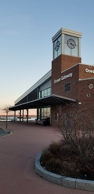 OCEAN GATEWAY - Updated January 2025 - 51 Photos - 14 Ocean Gateway ...