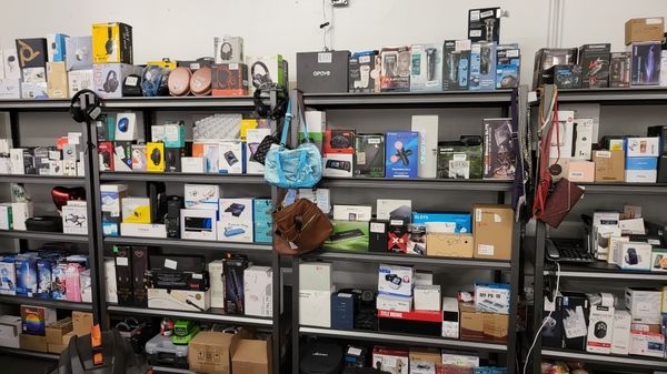 DAILY DEALZ - Furniture Stores - 7802 S Orange Blossom Trl, Orlando, FL ...