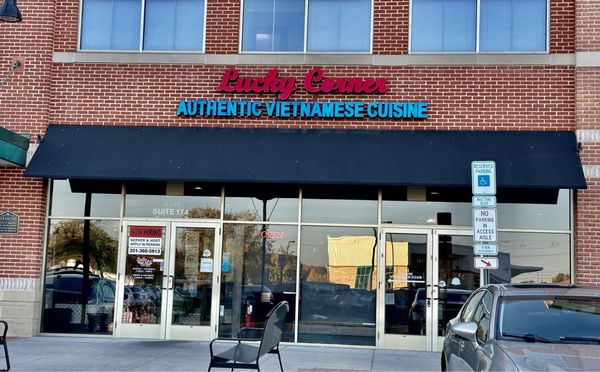 LUCKY CORNER VIETNAMESE CUISINE AT WESTVIEW - Updated October 2025 - 408 Photos & 358 Reviews ...