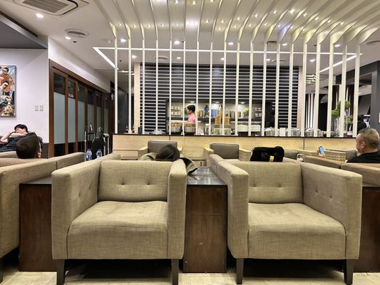 PAGSS LOUNGE - Updated October 2025 - 74 Photos & 16 Reviews - NAIA ...