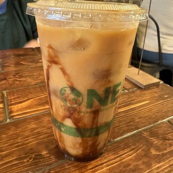 BETWEEN THE BRICKS - Updated March 2025 - 38 Photos & 26 Reviews - 142 ...