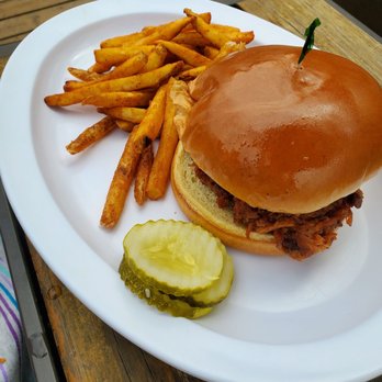 BUGABOO’S BAR AND GRILL - Updated December 2025 - 64 Photos & 114 ...