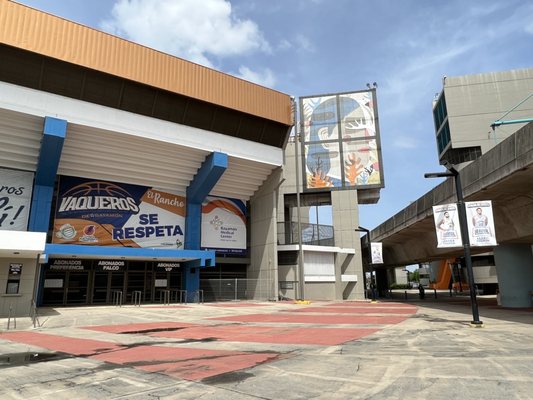 COLISEO RUBEN RODRIGUEZ - Updated April 2025 - 12 Photos - Calle ...