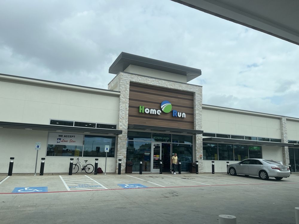 HOME RUN CONVENIENCE STORE - Updated March 2024 - 6690 W Airport Blvd ...