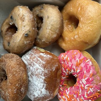 OBCO DONUTS - Updated December 2025 - 124 Photos & 175 Reviews - 547 ...