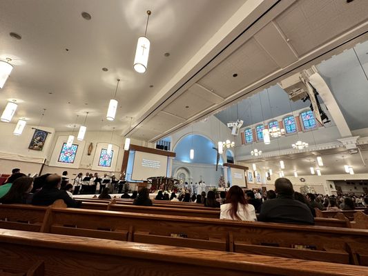 SACRED HEART CHURCH - Updated August 2025 - 42 Photos & 43 Reviews ...