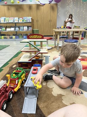 EAGLE PUBLIC LIBRARY - Updated July 2025 - 27 Photos & 22 Reviews - 100 ...