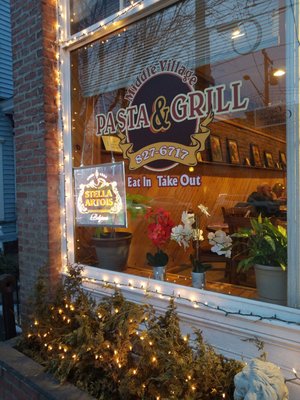 MIDDLE VILLAGE PASTA & GRILL - 56 Photos & 42 Reviews - 334 Main St ...