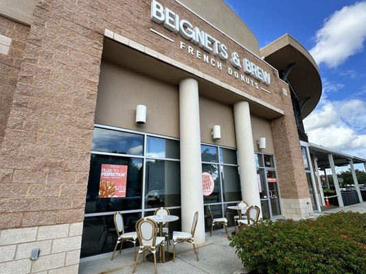BEIGNETS & BREW - Updated September 2025 - 178 Photos & 51 Reviews ...
