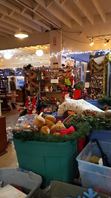 Pacific Grove Thrift Stores