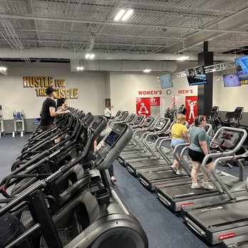 CRUNCH FITNESS - TEMPLE - Updated December 2025 - 44 Photos & 13 ...