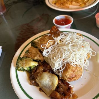 CHINA BUFFET - Updated September 2025 - 17 Reviews - 1059 Broad St ...