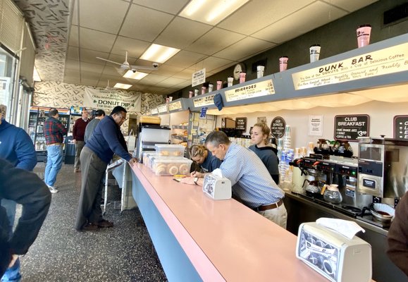 DONUT DIP - 210 Photos & 260 Reviews - 1305 Riverdale St, West ...