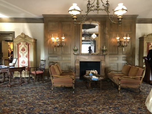 DONNELLAN FAMILY FUNERAL SERVICES - Updated September 2025 - 28 Photos ...