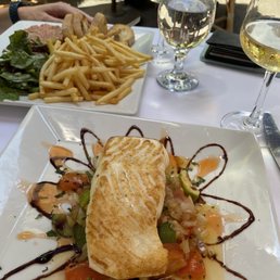 LE CHARLOT - Updated July 2024 - 58 Photos & 152 Reviews - 19 E 69th St ...