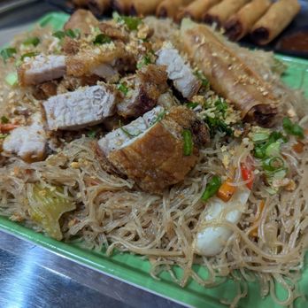 TAMBAYAN FILIPINO FOOD - Updated January 2025 - 203 Photos & 89 Reviews ...