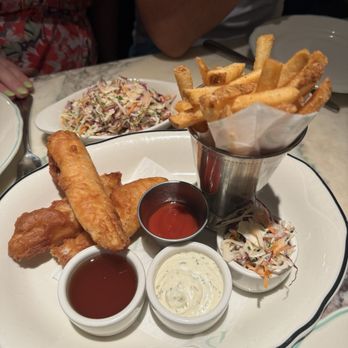 GREEN POINT SEAFOOD & OYSTER BAR - Updated August 2024 - 117 Photos ...