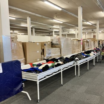 RETRO DISCOUNT CITY - Updated January 2026 - 14 Photos & 10 Reviews ...