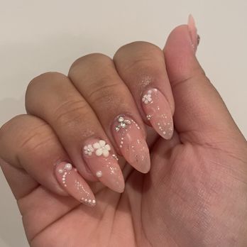 PAPILLON NAILS & SPA - Updated August 2024 - 373 Photos & 150 Reviews ...