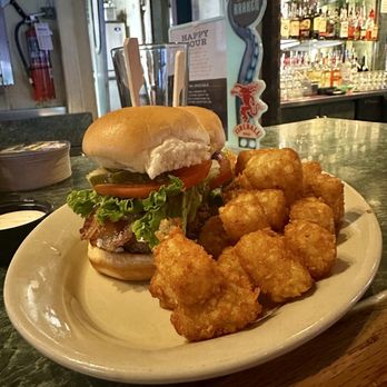 THE SPOT SPORTS BAR & GRILL - Updated January 2026 - 188 Photos & 297 ...