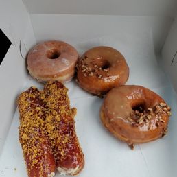 FAN-FAN DOUGHNUTS - Updated May 2026 - 719 Photos & 283 Reviews - 448 ...