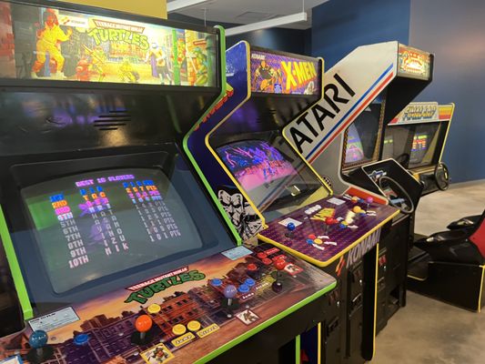 HOMETOWN ARCADE - Updated January 2025 - 10 Photos - 85 Washington St ...