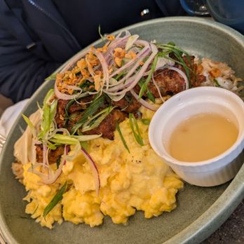 MAVEN - Updated October 2025 - 203 Photos & 122 Reviews - 1006 17 Ave ...