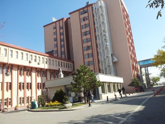 DR. ABDURRAHMAN YURTARSLAN ANKARA ONKO. HST. DINLENME SALONU - Updated ...