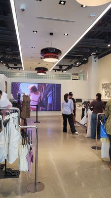 PRINCESS POLLY - Updated October 2025 - 10250 Santa Monica Blvd, Los ...