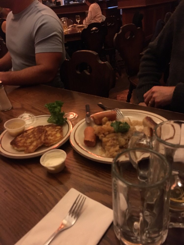 THE DAKOTA INN RATHSKELLER - 152 Photos & 135 Reviews - German - 17324 ...