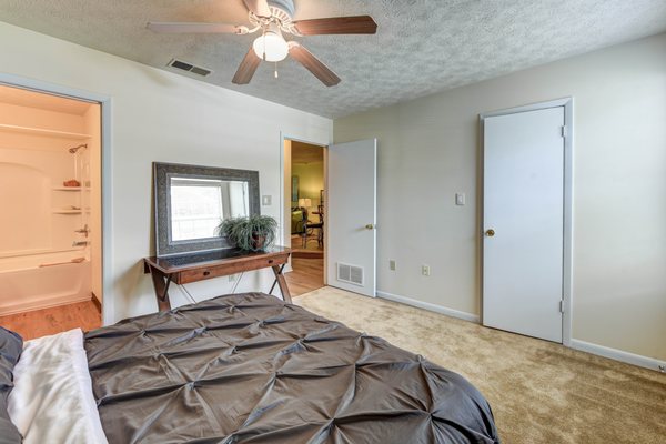 CHESTNUT RIDGE APARTMENTS - Updated October 2025 - 30 Photos - 3200 ...