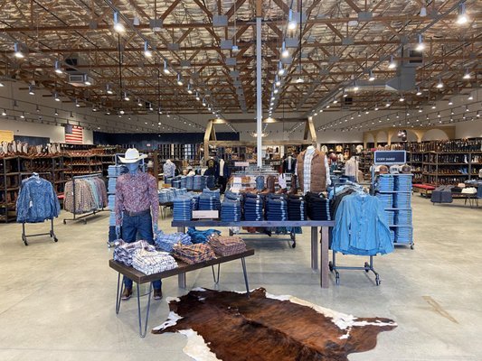 BOOT BARN - Updated March 2025 - 46 Photos & 11 Reviews - 5467 Gosford ...