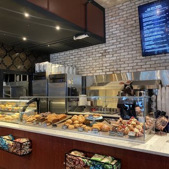 TRADESMAN COFFEE SHOP & LOUNGE - 741 Photos & 346 Reviews - 58 ...