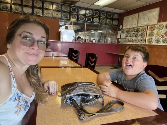 FIRST WOK CHINESE RESTAURANT - 48 Reviews - 1607 W Henderson St ...