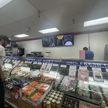 DAY STREET MARKET - Updated July 2024 - 53 Photos & 48 Reviews - 12125 ...