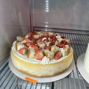 THE SWEET SHOPPE - 130 Photos & 114 Reviews - 721 East Main St, Blue ...