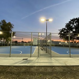 THOMPSON PARK - 17 Photos & 16 Reviews - Parks - 14001 S Bellflower ...