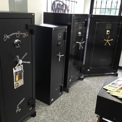 Keys & Locksmiths - DAVIS LOCK & SAFE - 37 Photos & 58 Reviews - 3880 SW 170th Ave, Beaverton ...