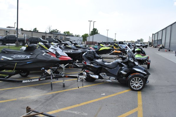 FLAT OUT MOTORSPORTS - Updated October 2025 - 135 Photos - 74 Reviews ...