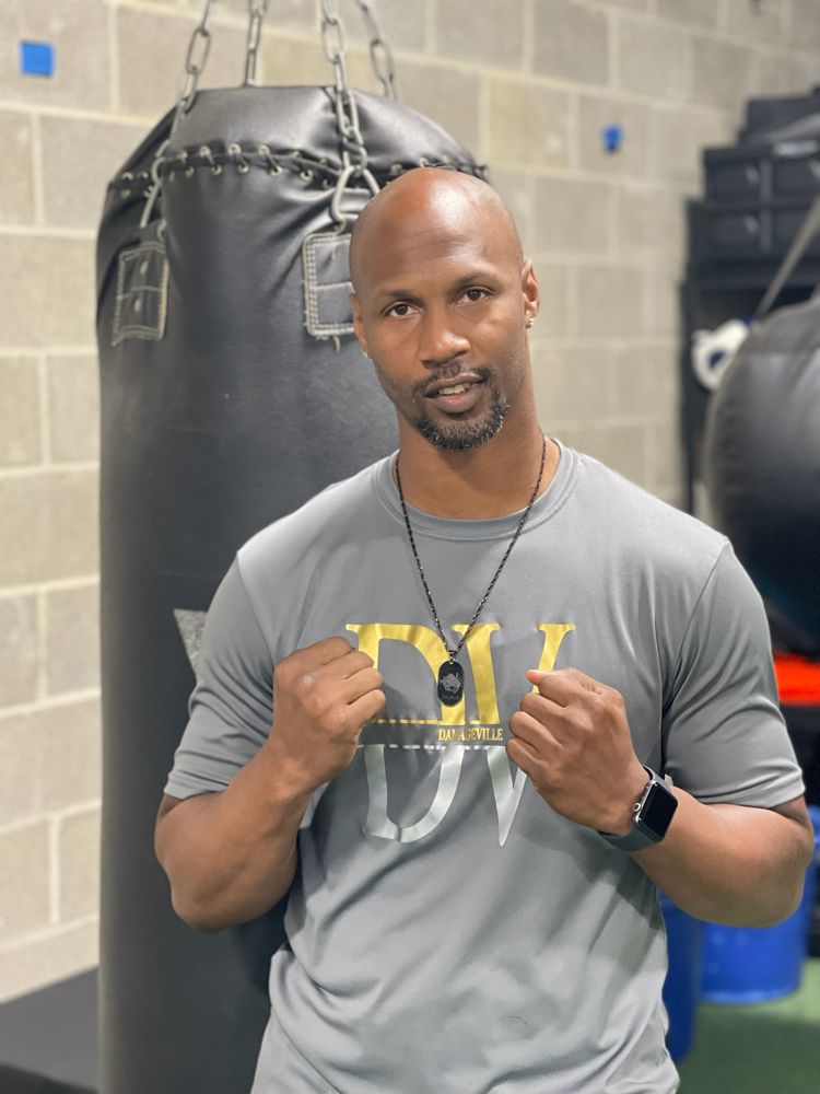 ROCK STEADY BOXING MEMPHIS - Updated June 2025 - 20 Photos - 815 Exocet ...