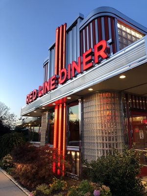 RED LINE DINER - 629 Photos & 784 Reviews - 588 Rte 9, Fishkill, New ...