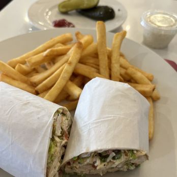 CHELSEA SQUARE RESTAURANT - Updated July 2025 - 231 Photos & 320 ...