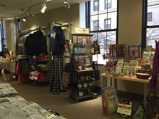 THE UNIVERSITY STORE ON FIFTH - Updated January 2026 - 11 Photos - 4000 ...